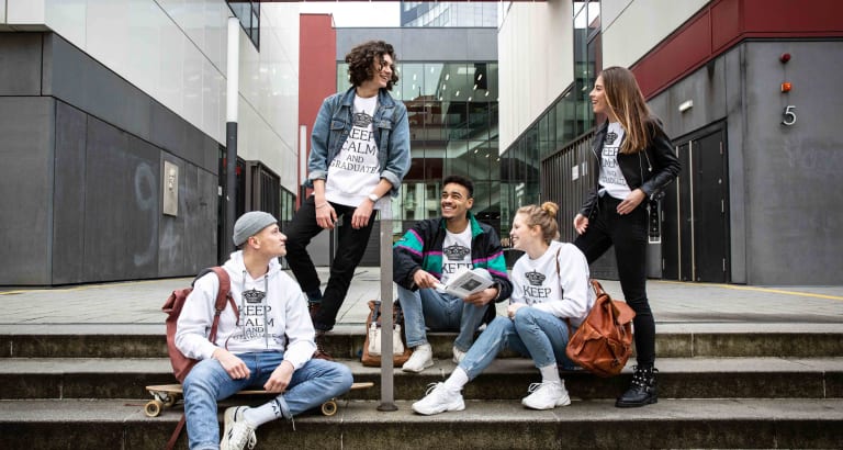 TeamShirts CAMPUS - Sweats étudiants personnalisés | TeamShirts