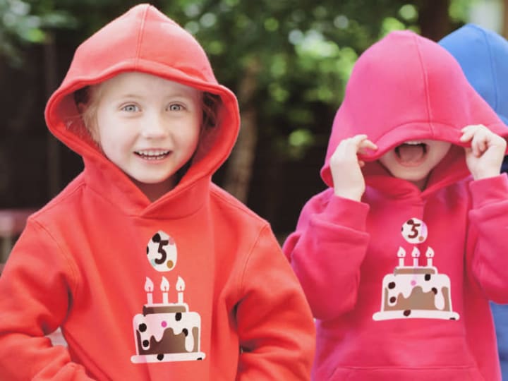 Personalised Hoodies Printing - Hoodie Designer | TeamShirts